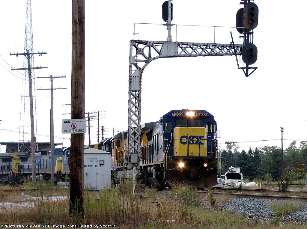 CSX 7602 Q24928..........CSXT 7602, UP 9339, CSXT 8337, 7854, 7819 & 7692 ...